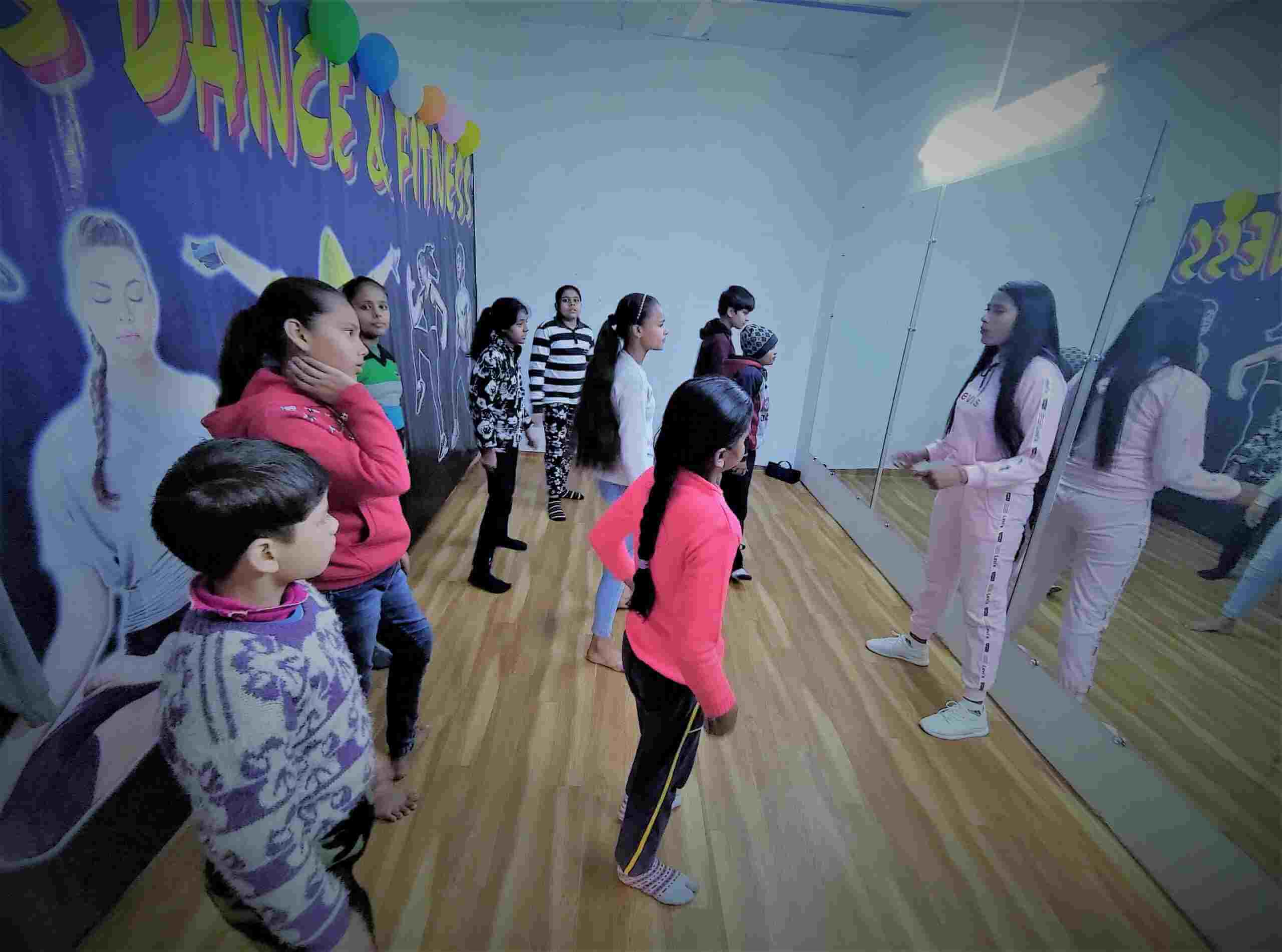 Online Dance Classes For Kids, Ladies & Adults | Neetu's Dance & Fitness
