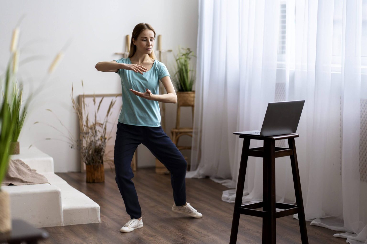 Best Online Zumba Classes - Join with Free Trial & Get Fit at Home